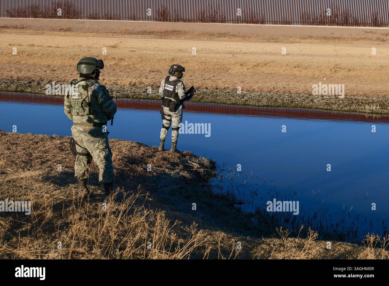 Mexican armed forces conduct security operations near the US-Mexico ...