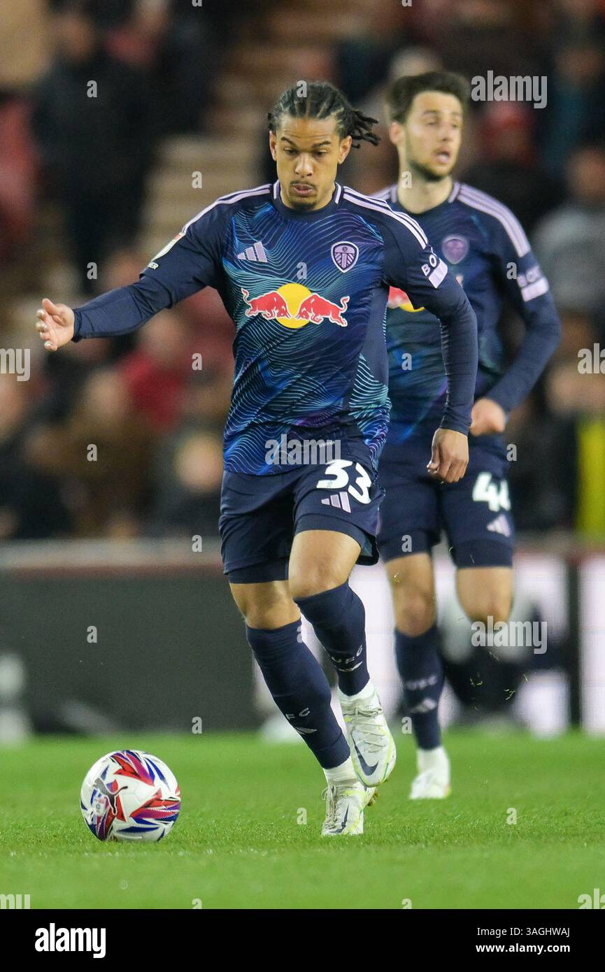 Leeds United's Isaac Schmidt during the Sky Bet Championship match ...