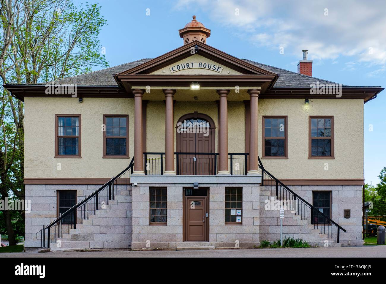 Annapolis royal court house hi-res stock photography and images - Alamy