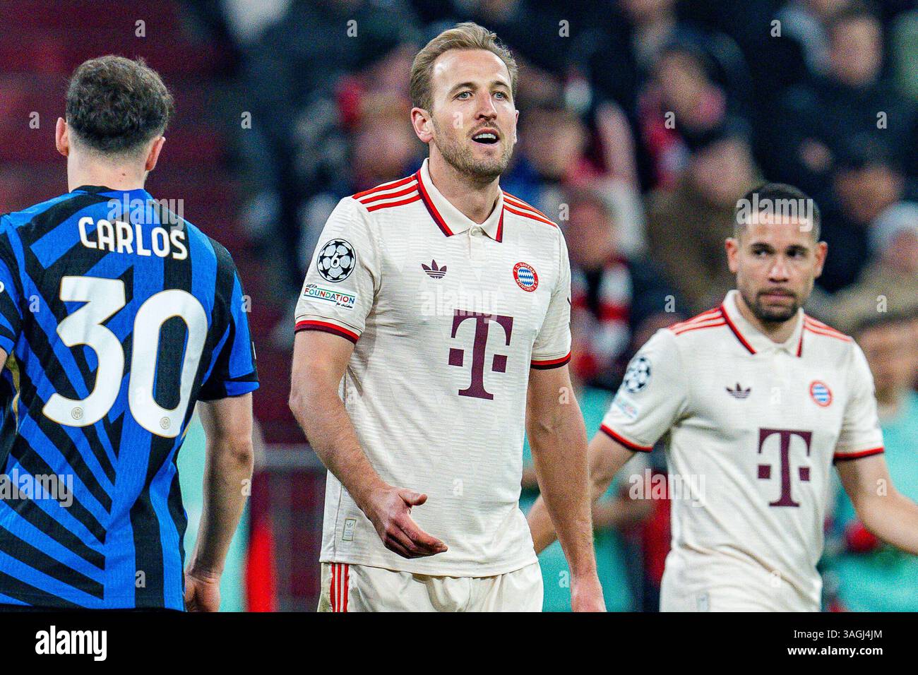 08.04.2025, FC Bayern München vs. Inter Mailand, UEFA Champions League, Viertelfinale-Hinspiel ...