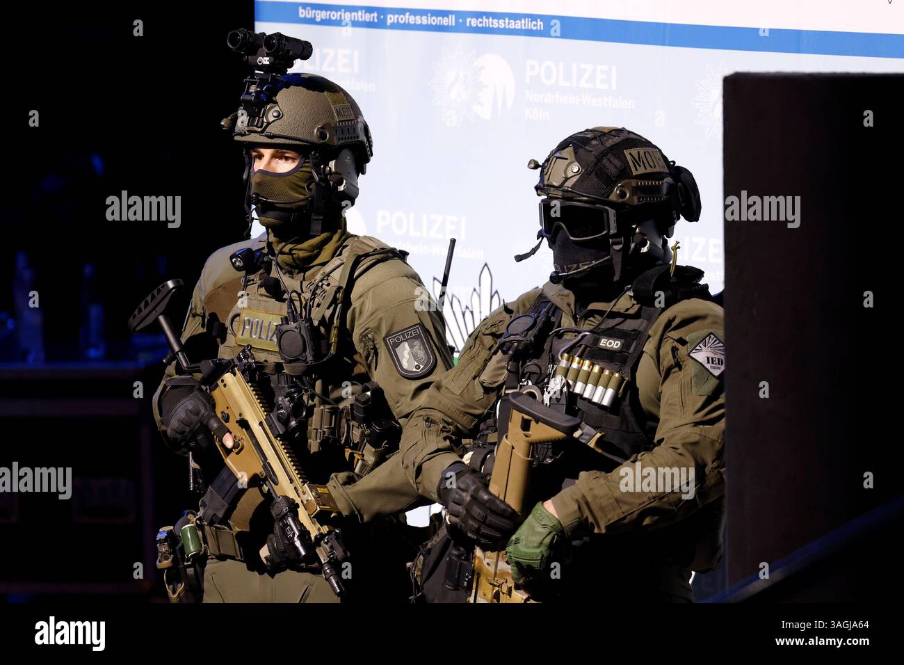 Sek polizei köln hi-res stock photography and images - Alamy