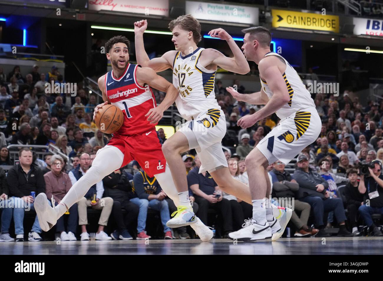 Washington Wizards guard Colby Jones (1) drives on Indiana Pacers ...