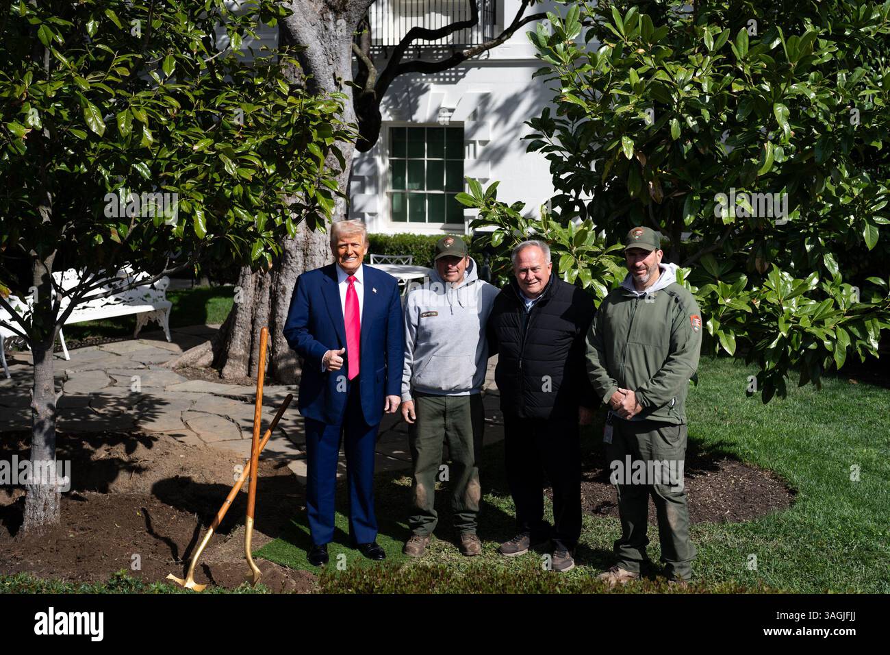 President Donald Trump and Dale Haney, superintendent of the White ...