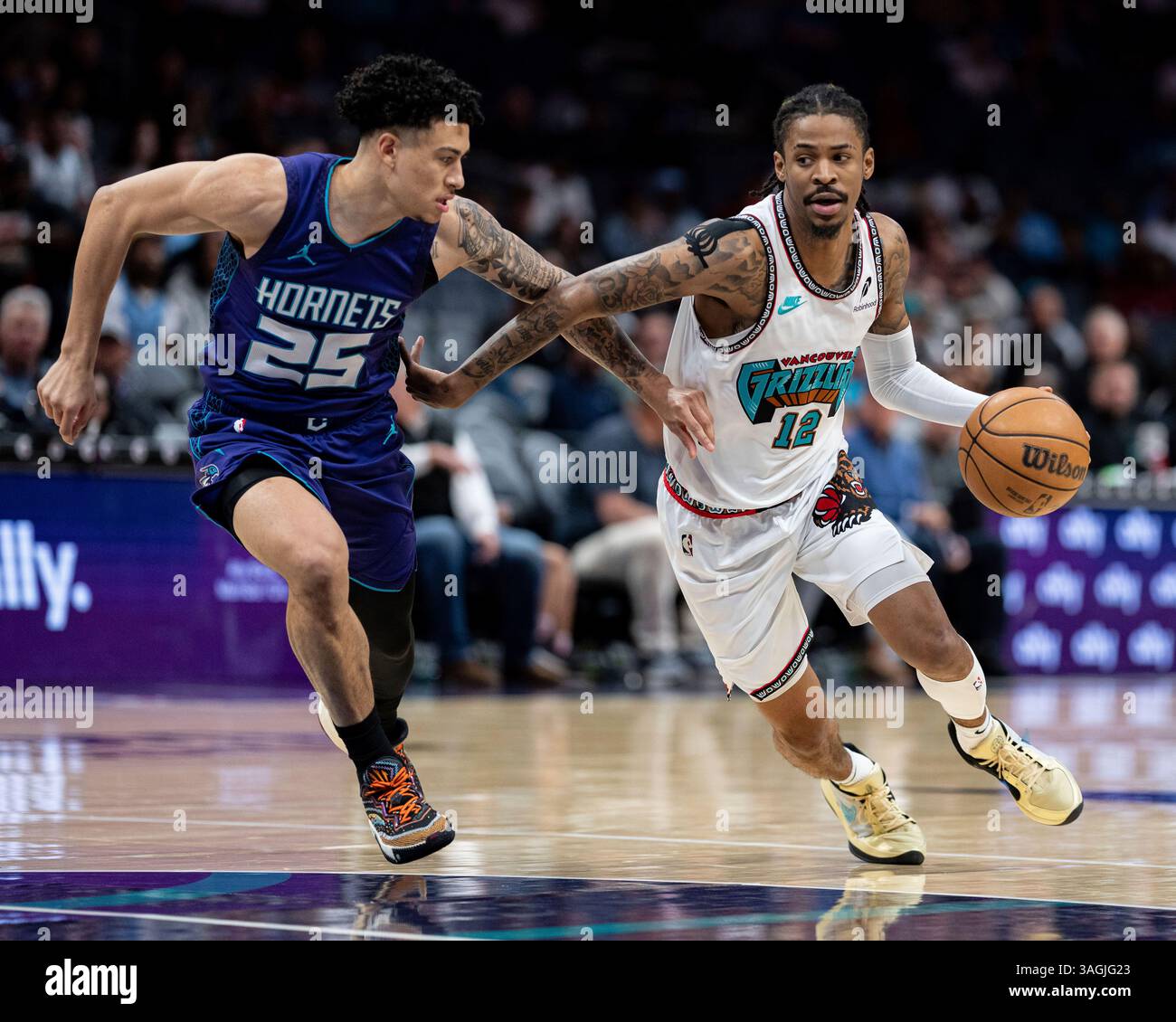 Memphis Grizzlies guard Ja Morant (12) drives to the basket while ...