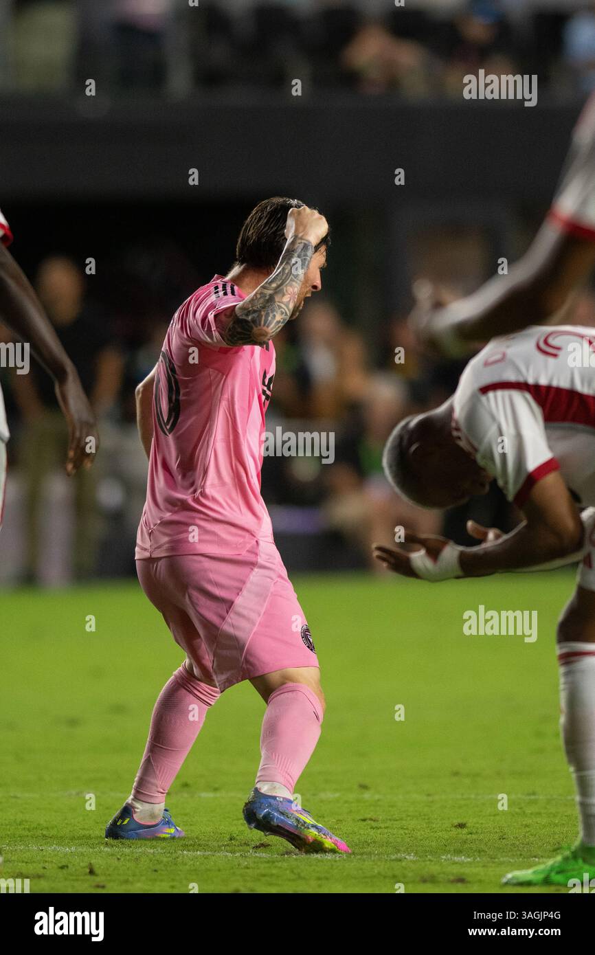 Fort Lauderdale, Florida; USA. Argentine legend Lionel Messi ...