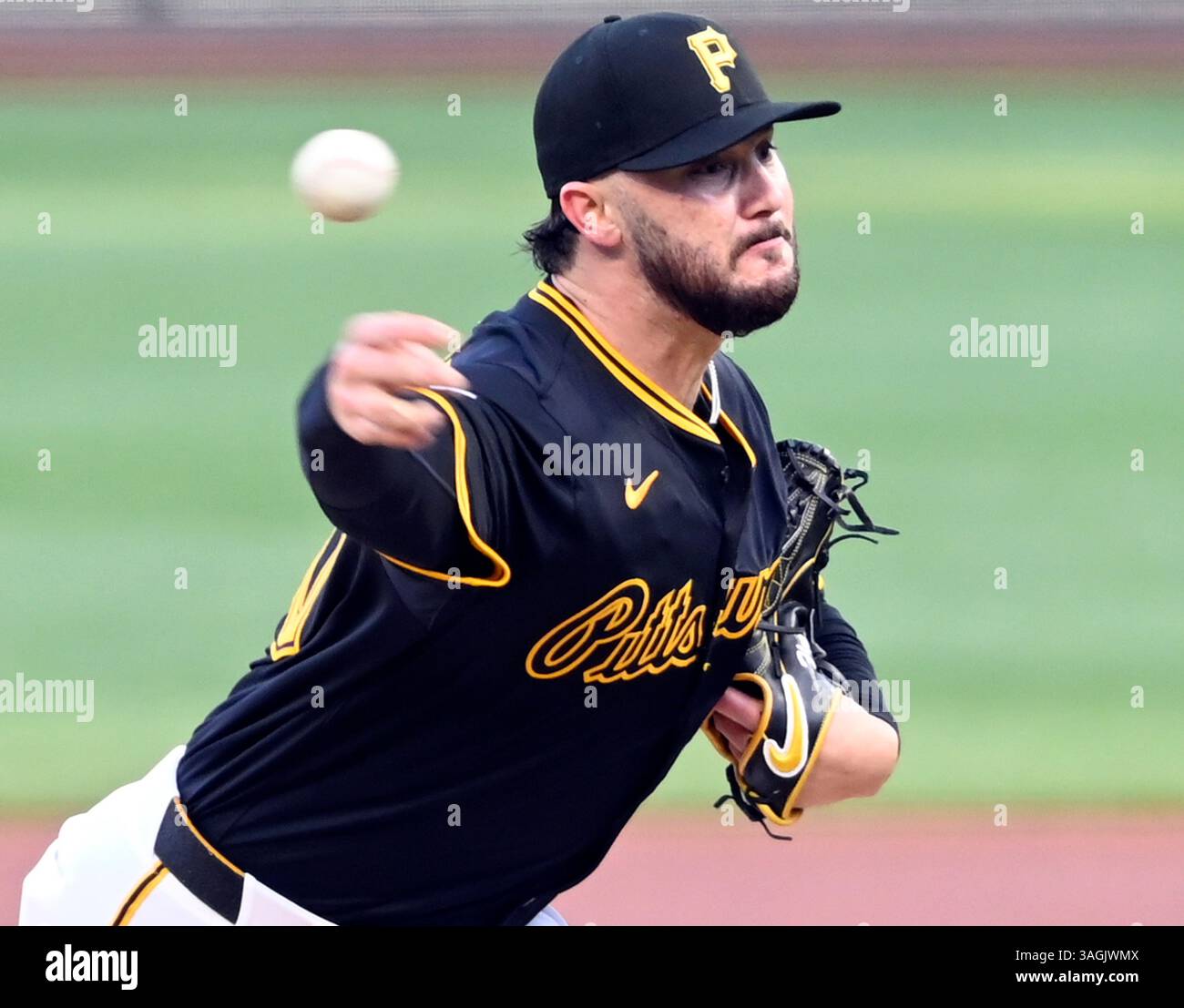 Pittsburgh Pirates pitcher Paul Skenes (30) starts against the St ...