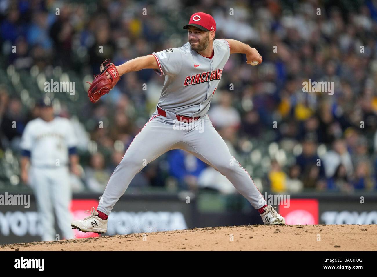 Cincinnati Reds' Sam Moll pitches during the fourth inning of a ...