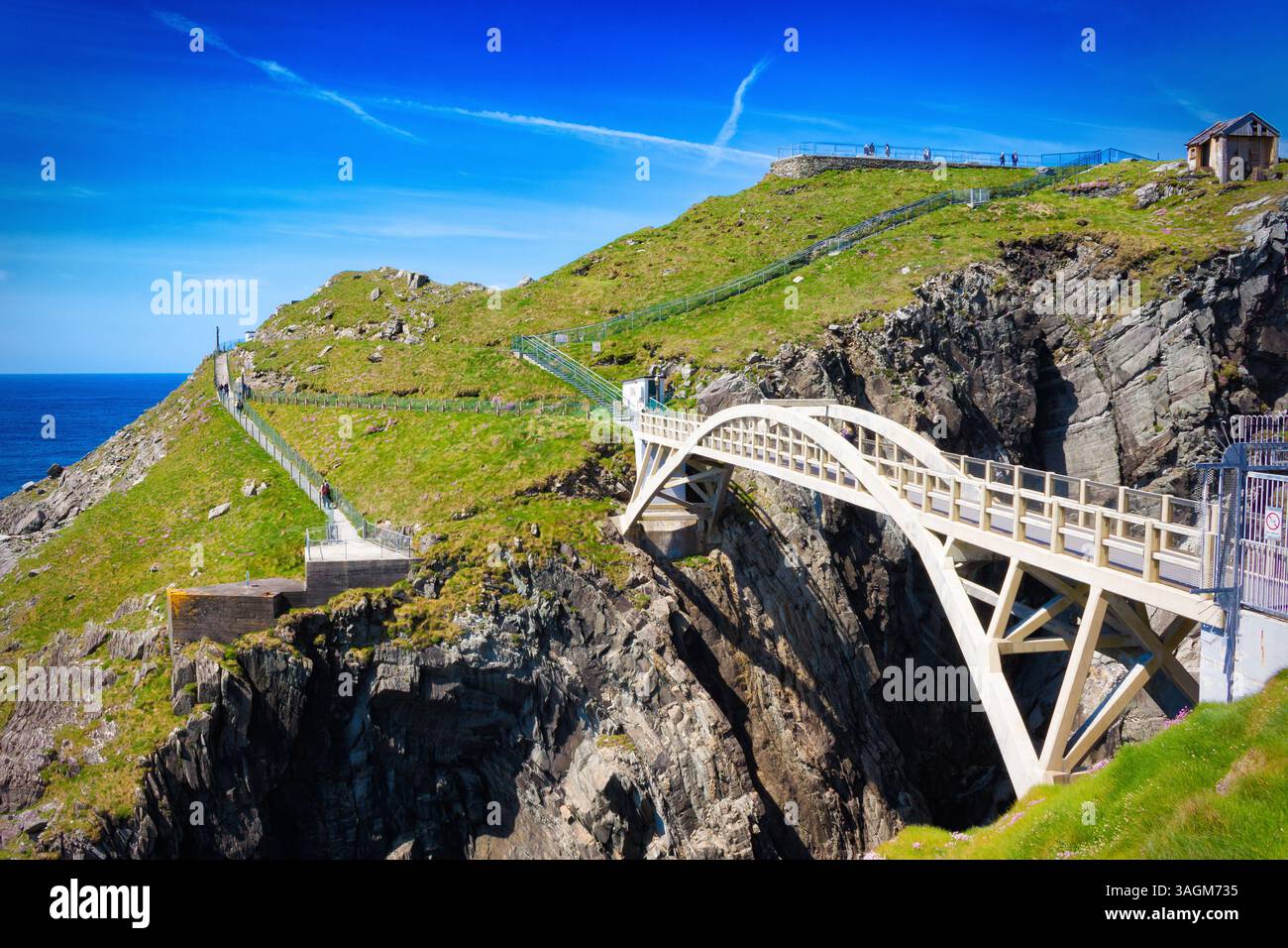 Sunny day view of Mizen Head Signal Station bridge crossing over ...