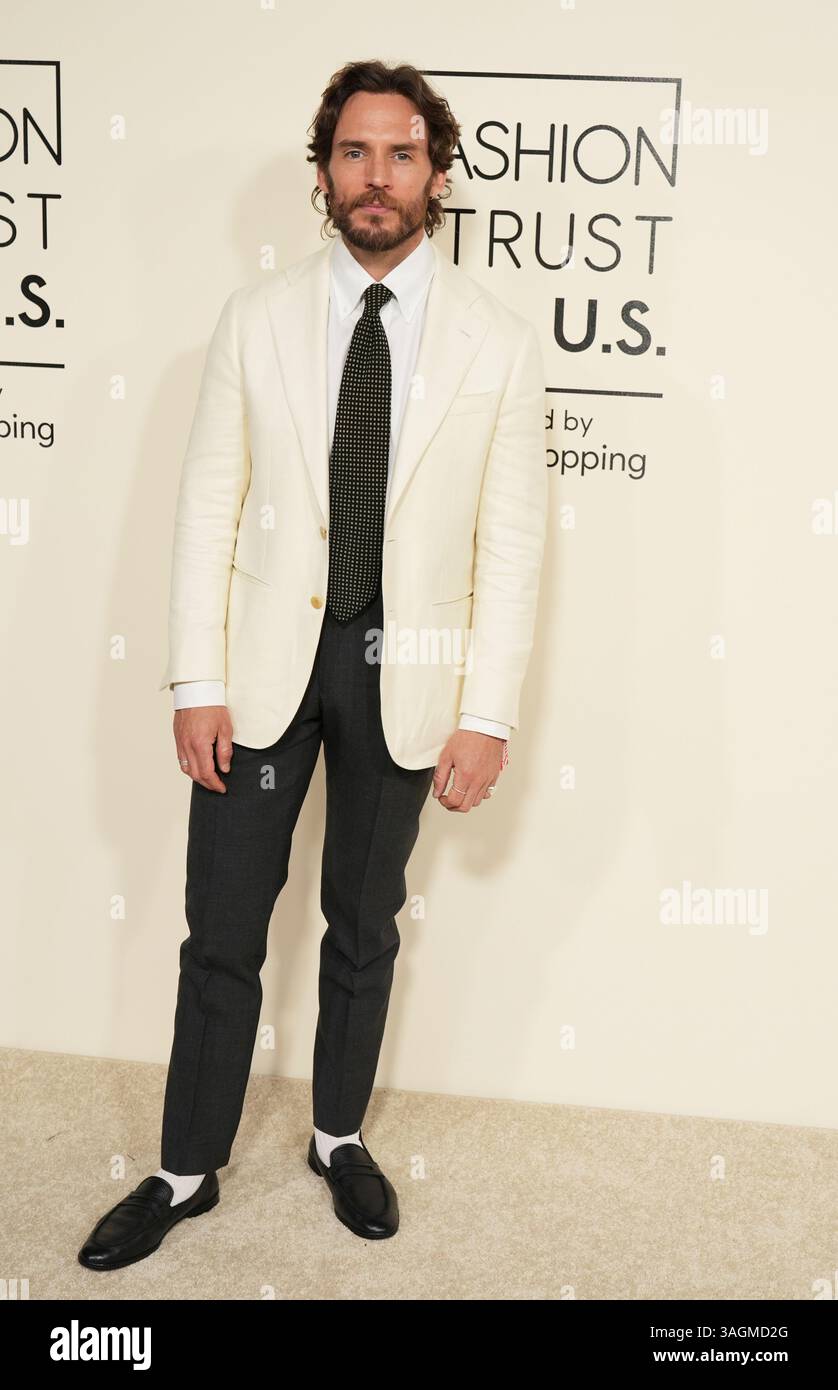Sam Claflin arrives at the Fashion Trust U.S. Awards on Tuesday, April ...