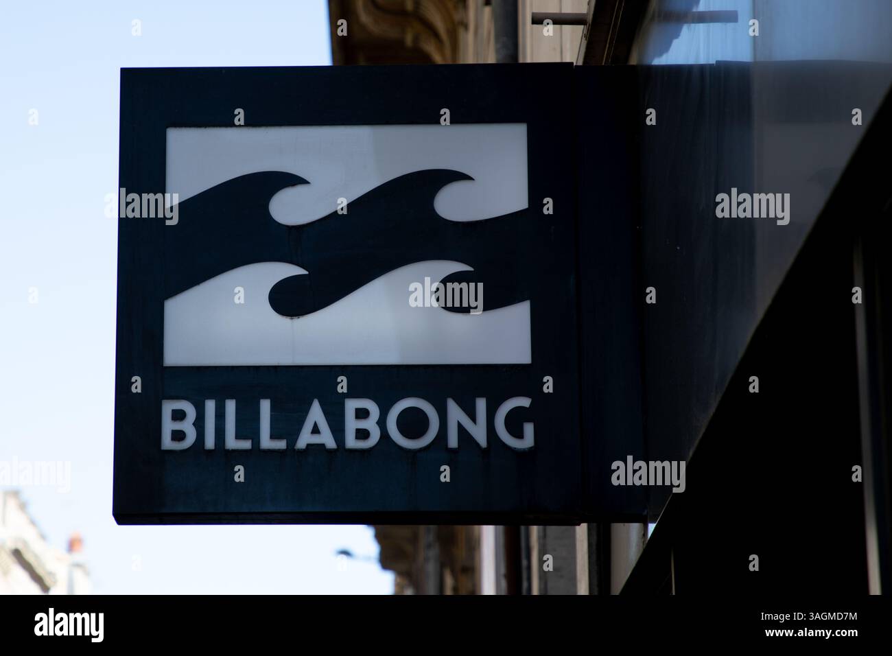 Bordeaux , France - 04 09 2025 : billabong storefront sign brand and ...