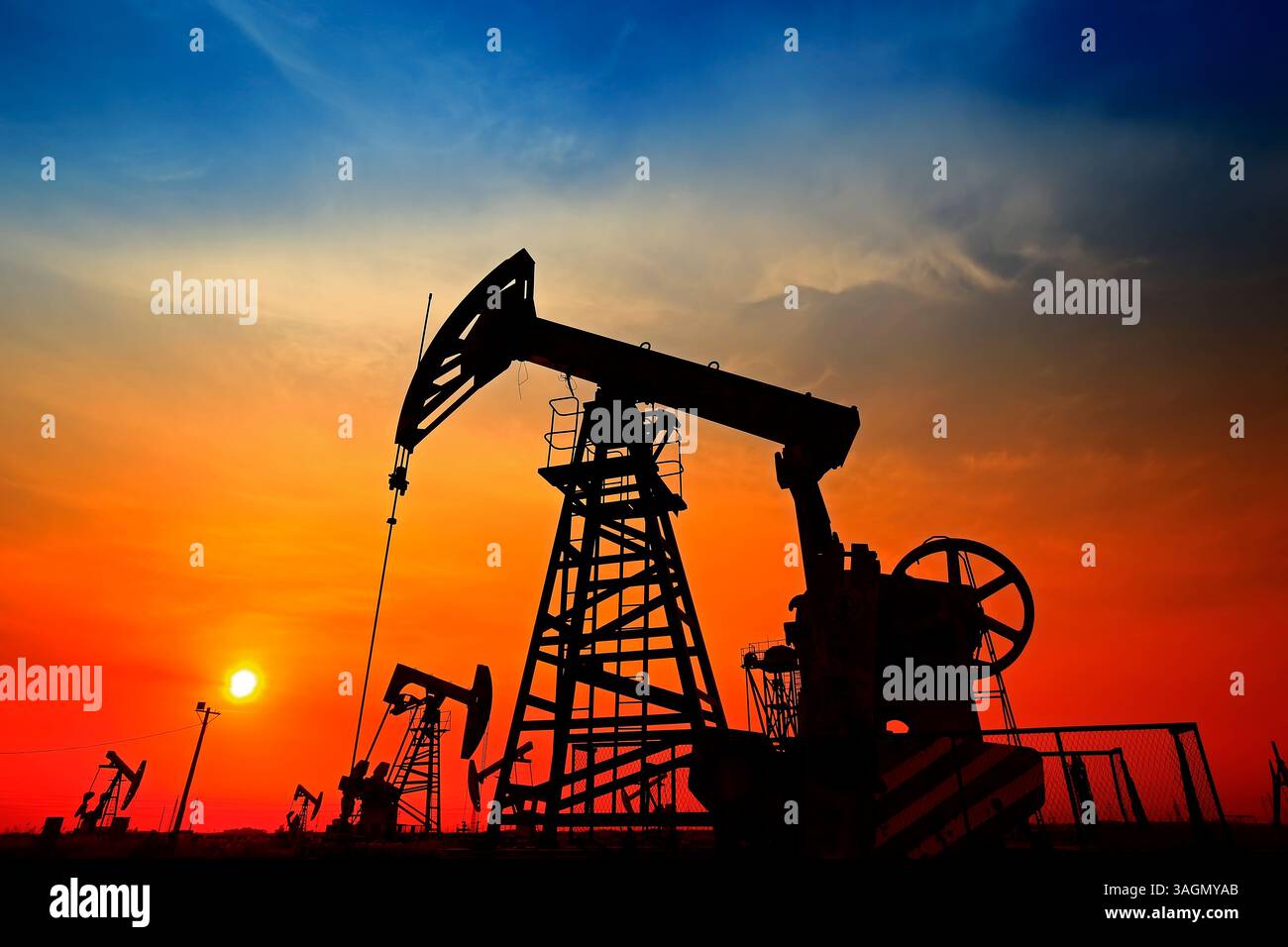 The oil pump, industrial equipment Stock Photo - Alamy