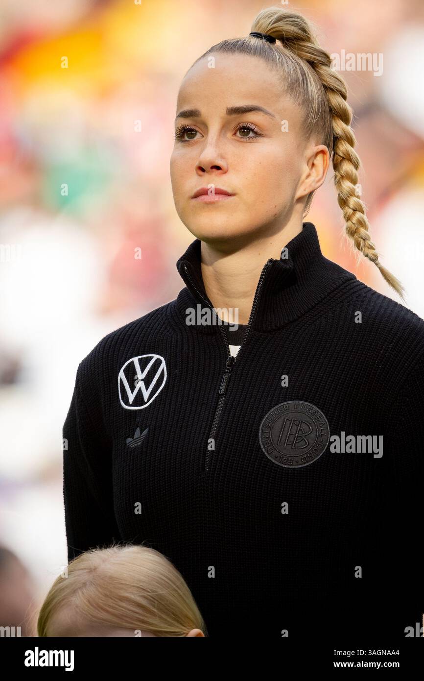 Wolfsburg, Germany. 08th Apr, 2025. Giulia Gwinn of Germany seen during ...