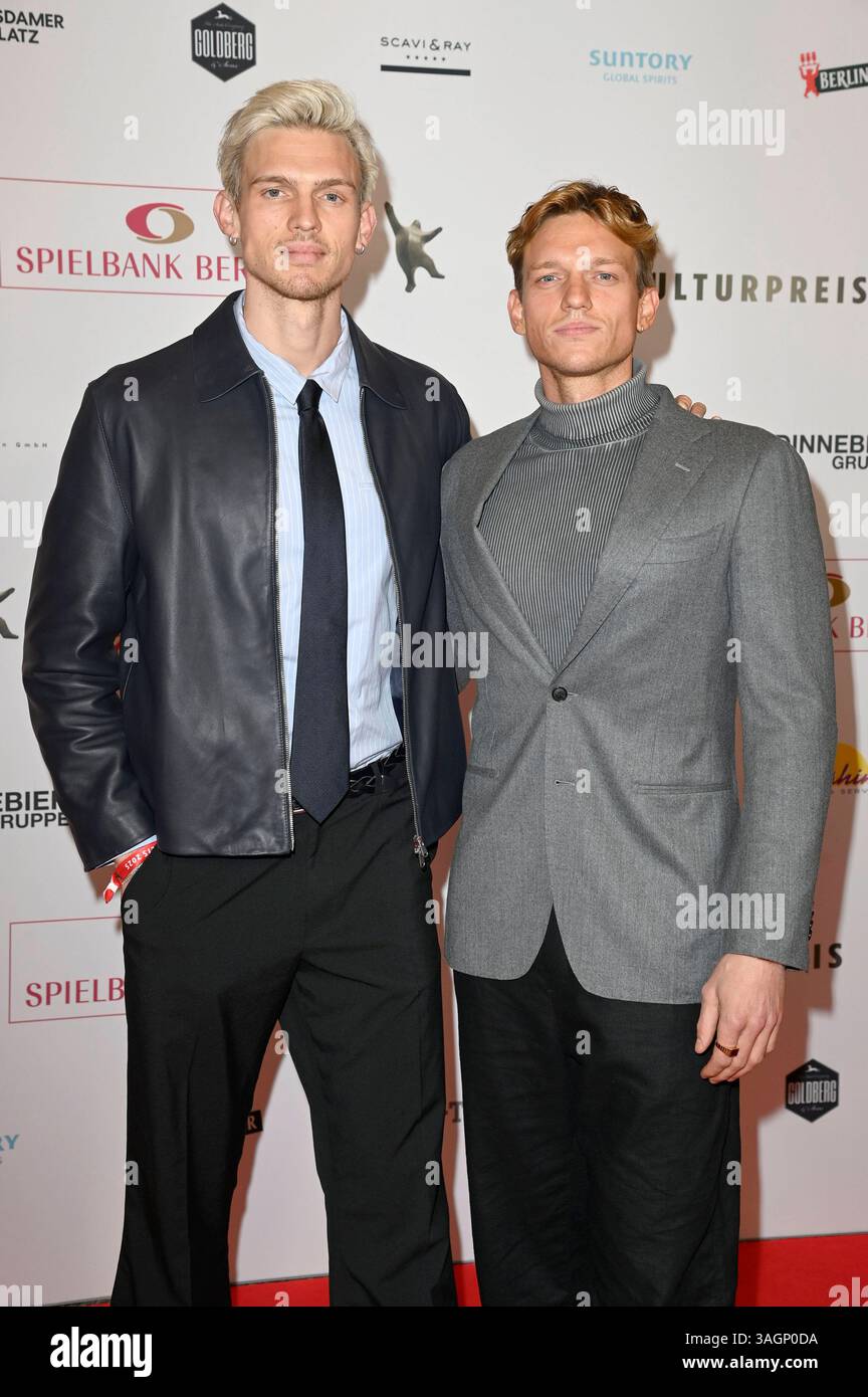 Lucas Hain und Felix Hain von Fast Boy bei der Verleihung des 31. B.Z ...