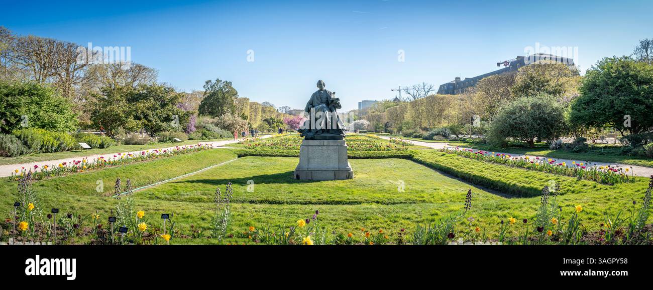 Paris, France - 04 05 2025: Jardin des plantes. Panoramic view of the ...