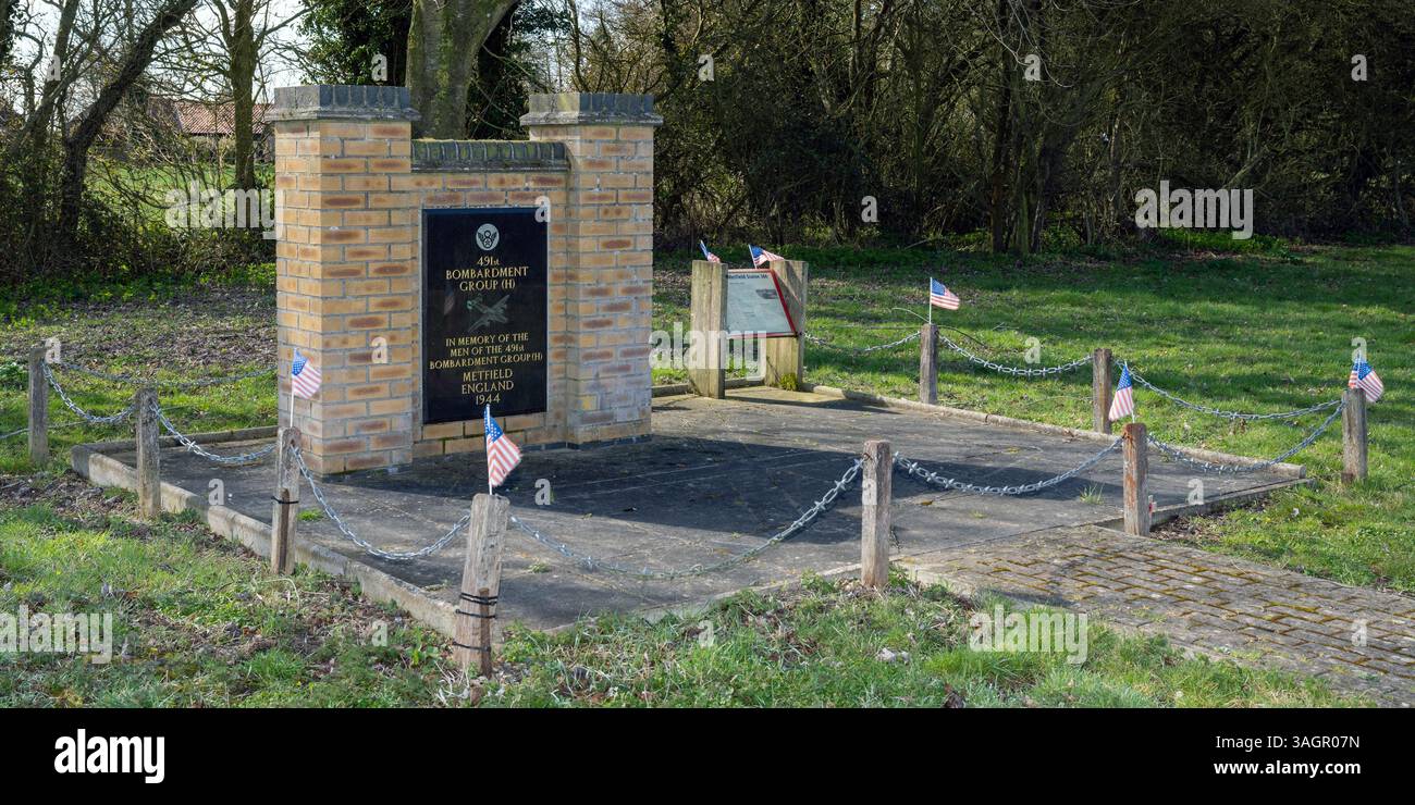 Memorial to 491st bombardment Group (H) Metfield 1944 - Metfield ...
