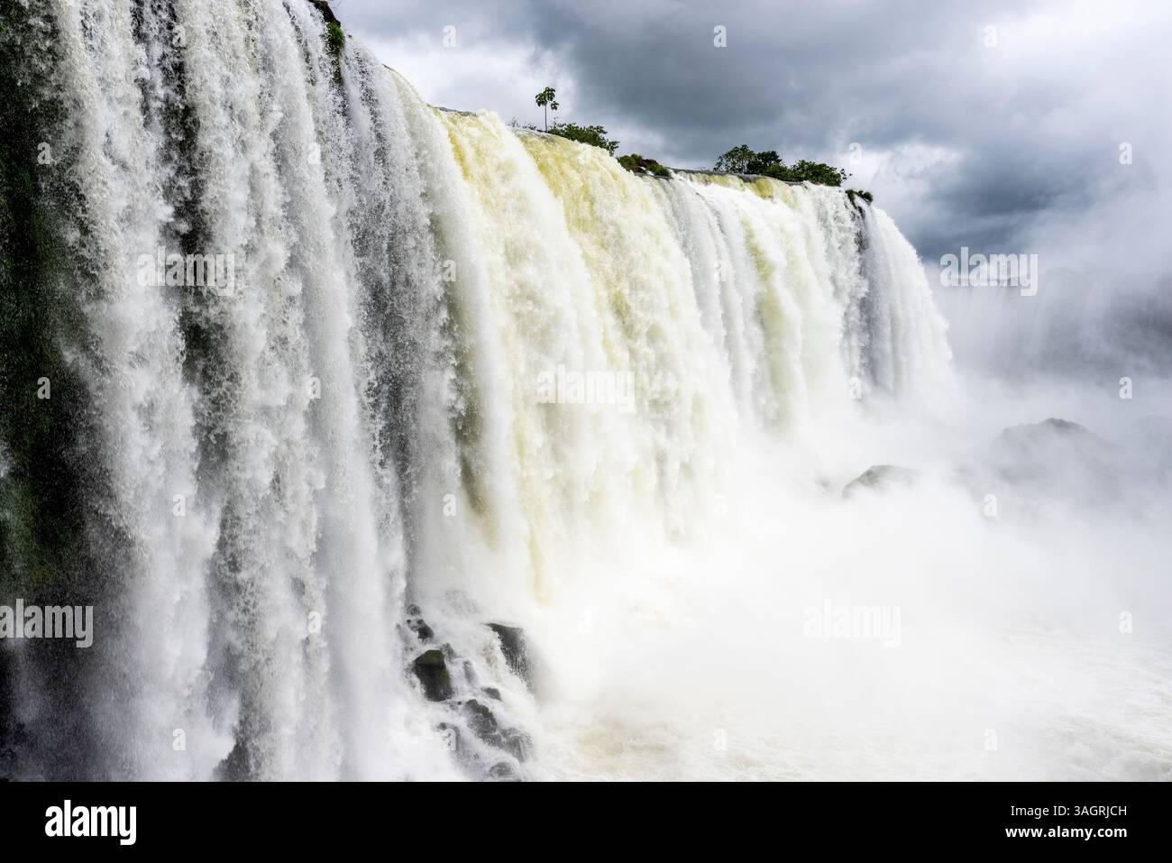 The Devil's Throat (Brazilian Side), Iguacu Falls, Iguacu National Park ...