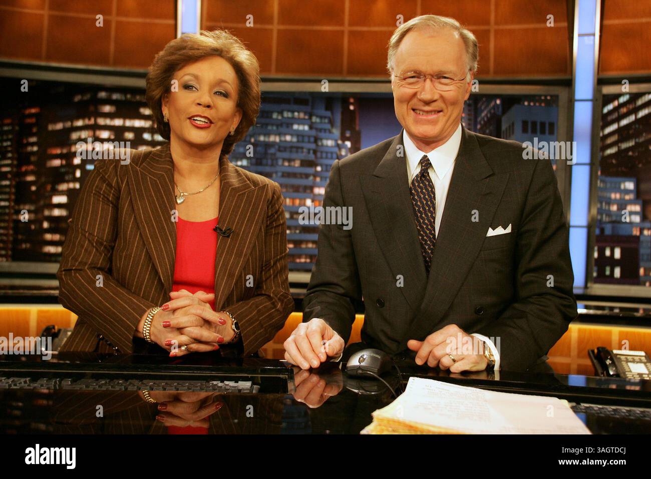 1980s news anchor hi-res stock photography and images - Alamy