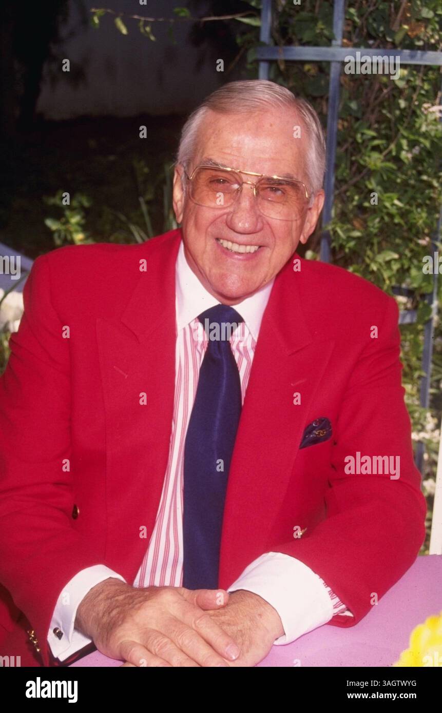 Jun 23, 2009 - Los Angeles, California, USA - ED MCMAHON, 86, (Mar 6 ...