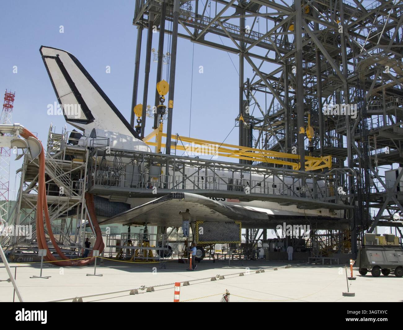 Shuttle atlantis during ferry flight nasa hi-res stock photography and ...
