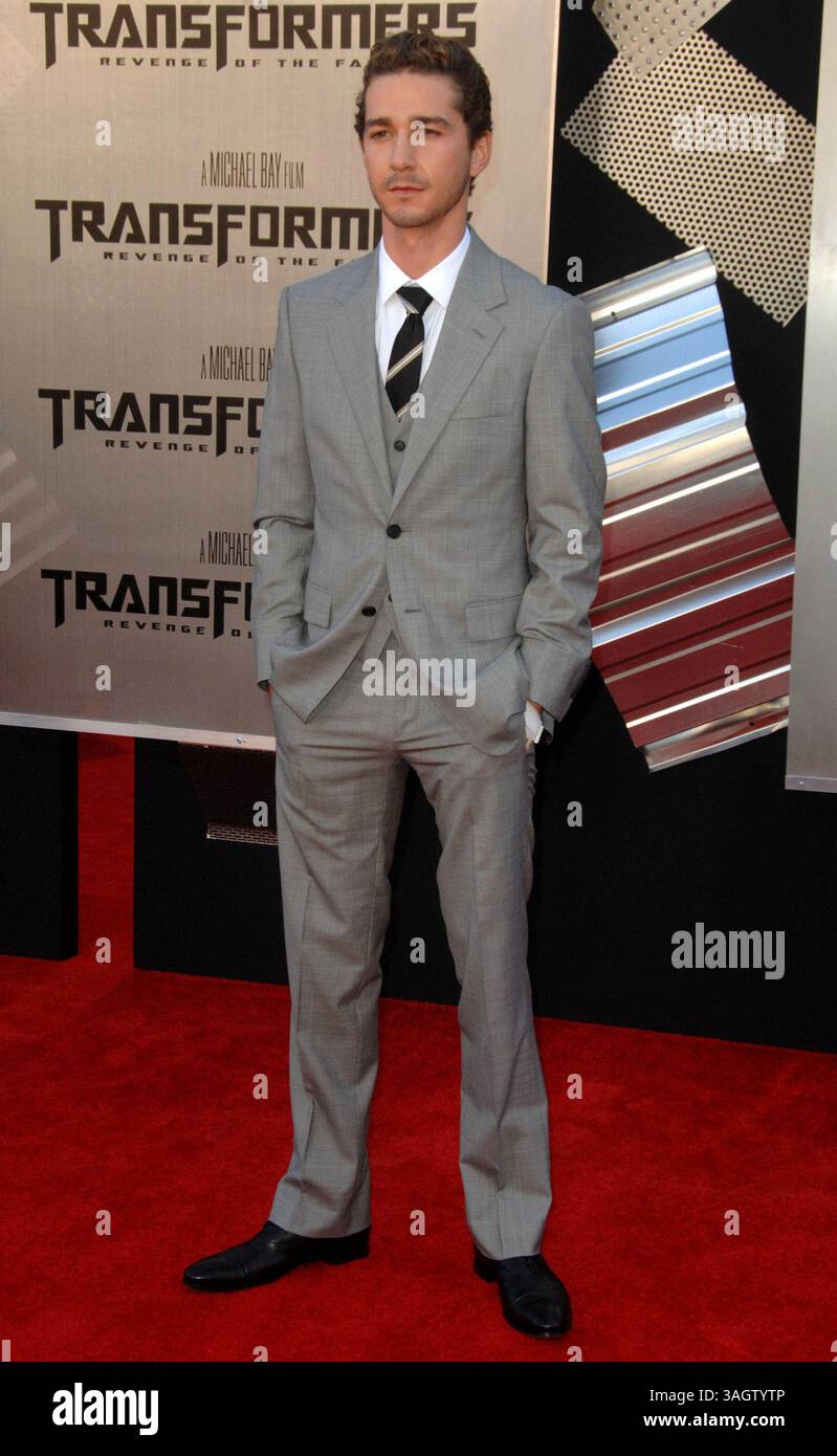 TIFFANY FALLON. Attends The Los Angeles Premiere Of ''Transformers ...