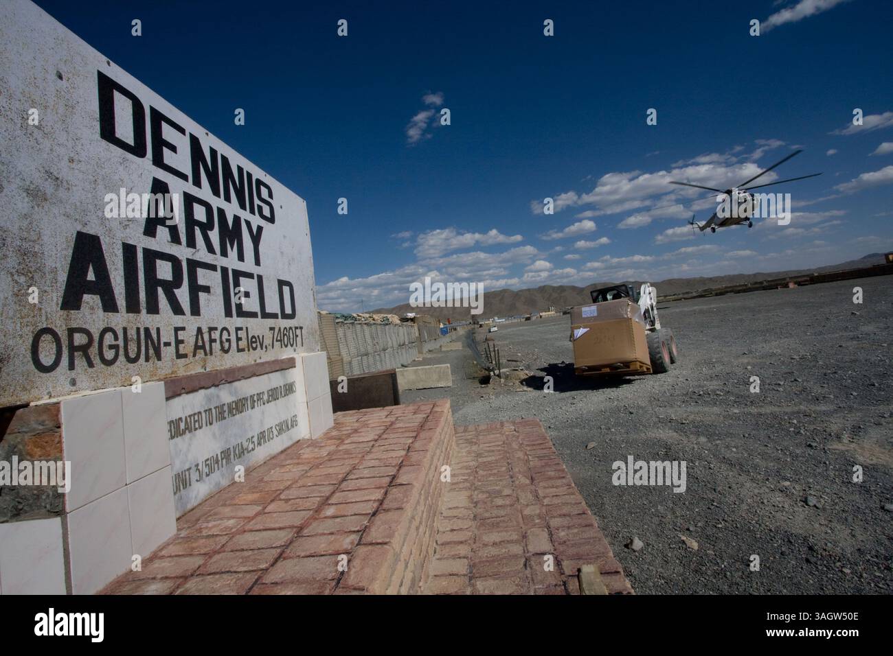 Jun 21, 2009 - FOB Orgun-E, Paktika, Afghanistan - A civllian Mil Mi- 8 ...