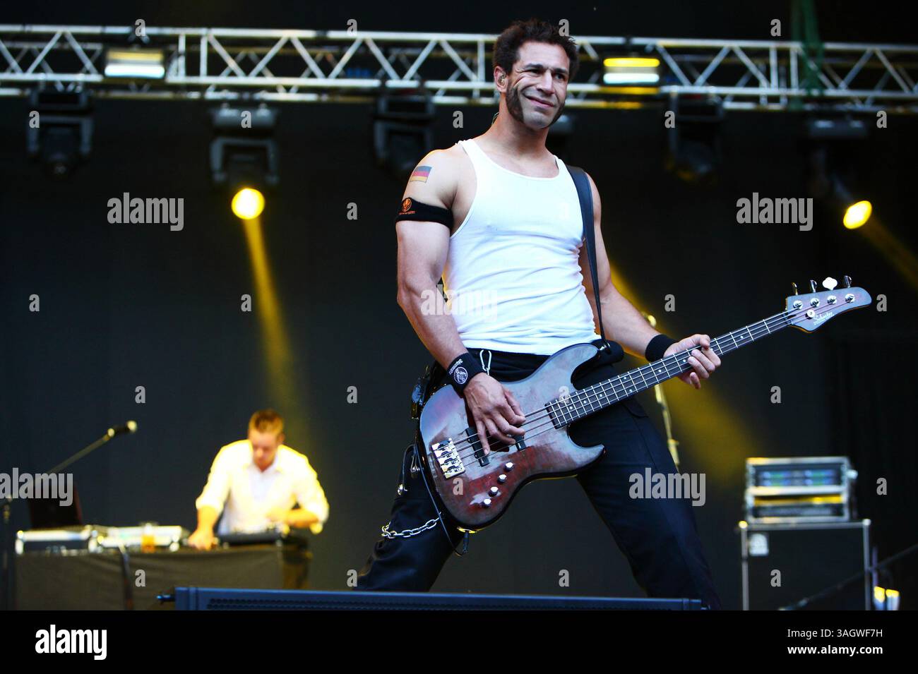 The bloodhound gang alternative rock band bloodhound gang jimmy hi-res ...