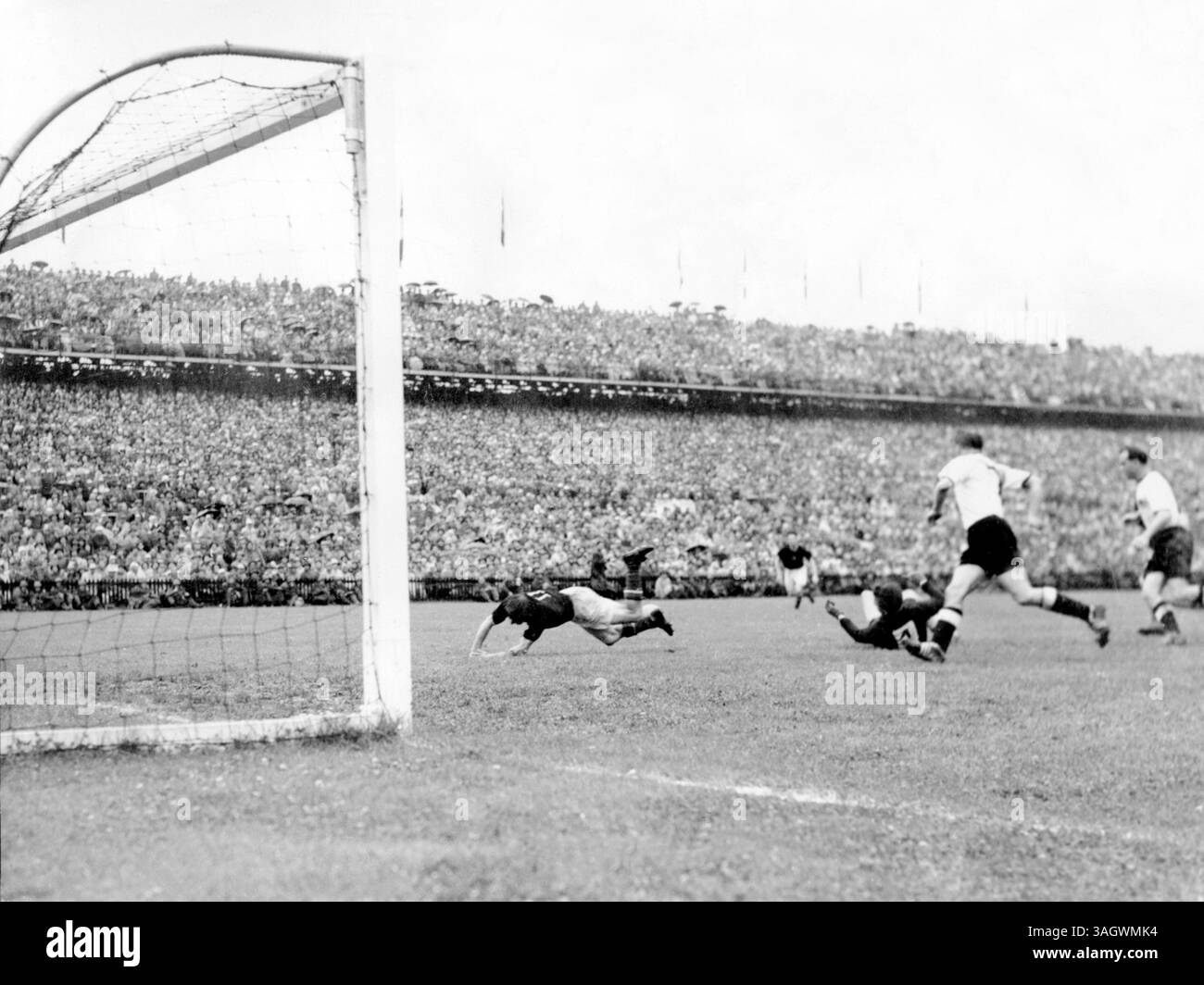 Germany world cup 1954 Black and White Stock Photos & Images - Alamy