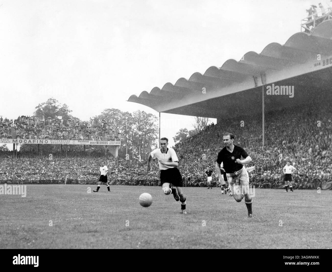 Germany world cup 1954 Black and White Stock Photos & Images - Alamy