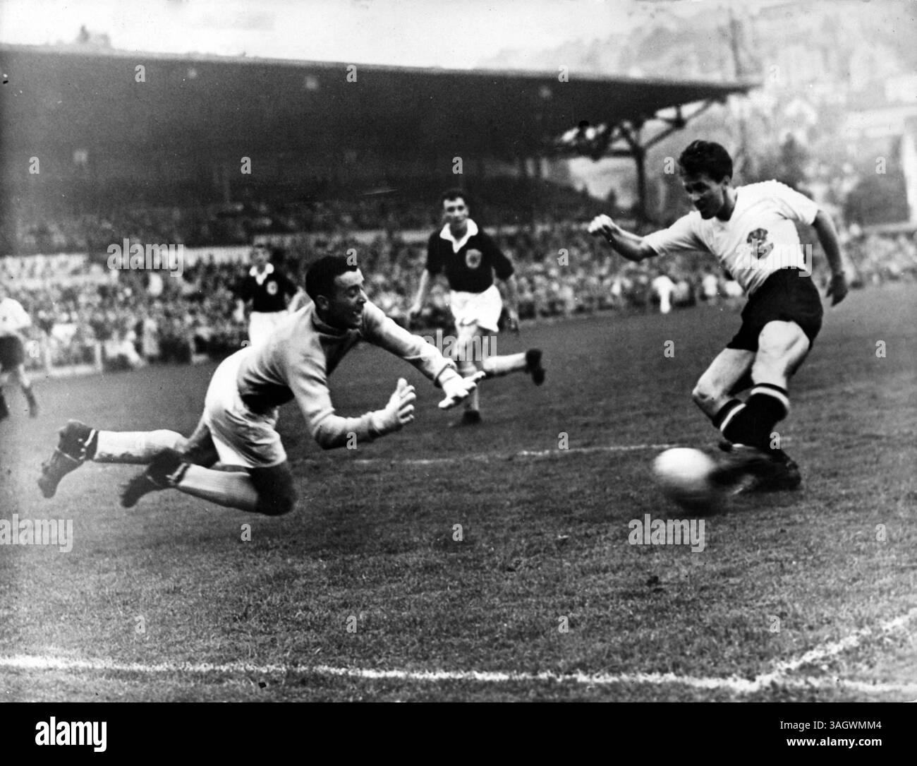 Germany world cup 1954 Black and White Stock Photos & Images - Alamy