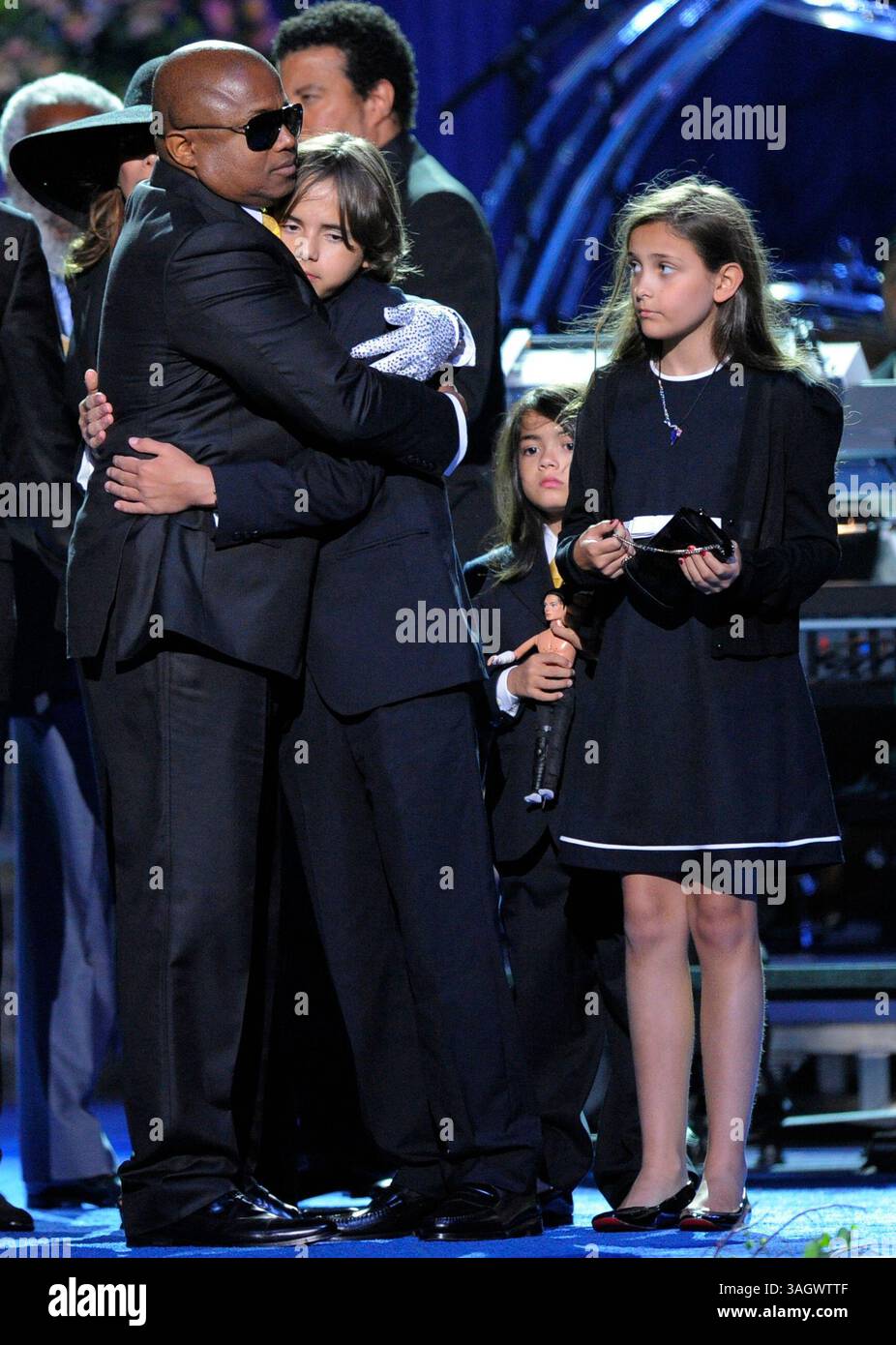 Jul 07, 2009 - Los Angeles, California, USA - RANDY JACKSON, left ...