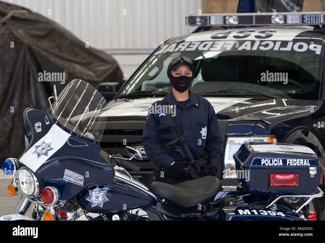 Jun 10, 2009 - Mexico City, Mexico - Federal Secretary of Public Safety ...