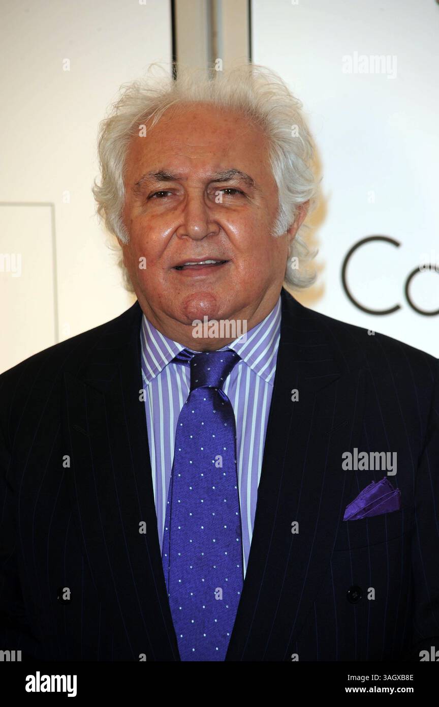 October 29 2009, New York city Art gallery owner Tony Shafrazi arriving ...