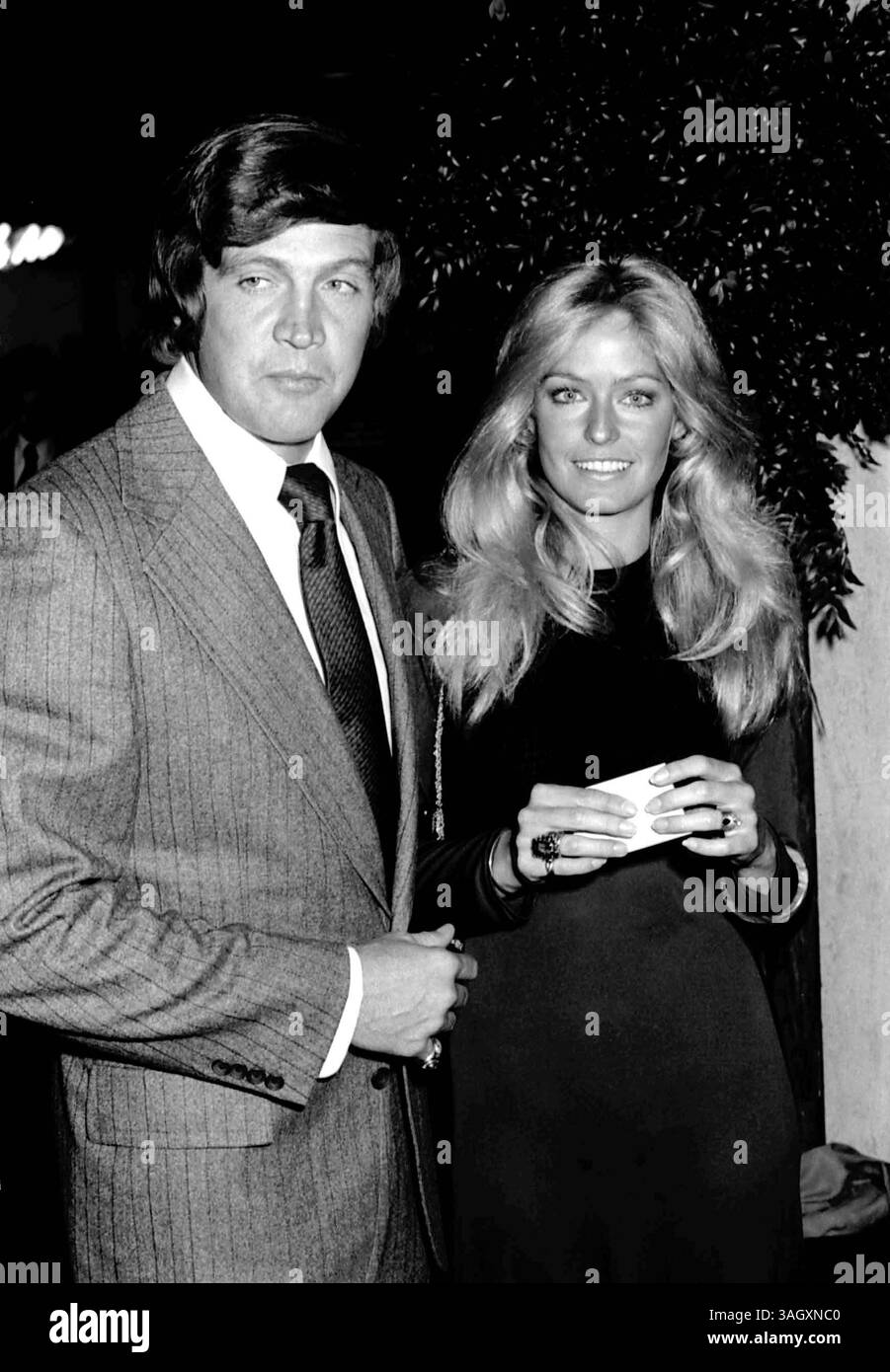 Phil roach ipol globe photos Black and White Stock Photos & Images - Alamy