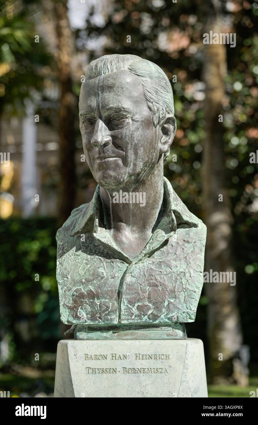 Büste Baron Hans Heinrich Thyssen Bornemisza vor dem Museo Thyssen ...