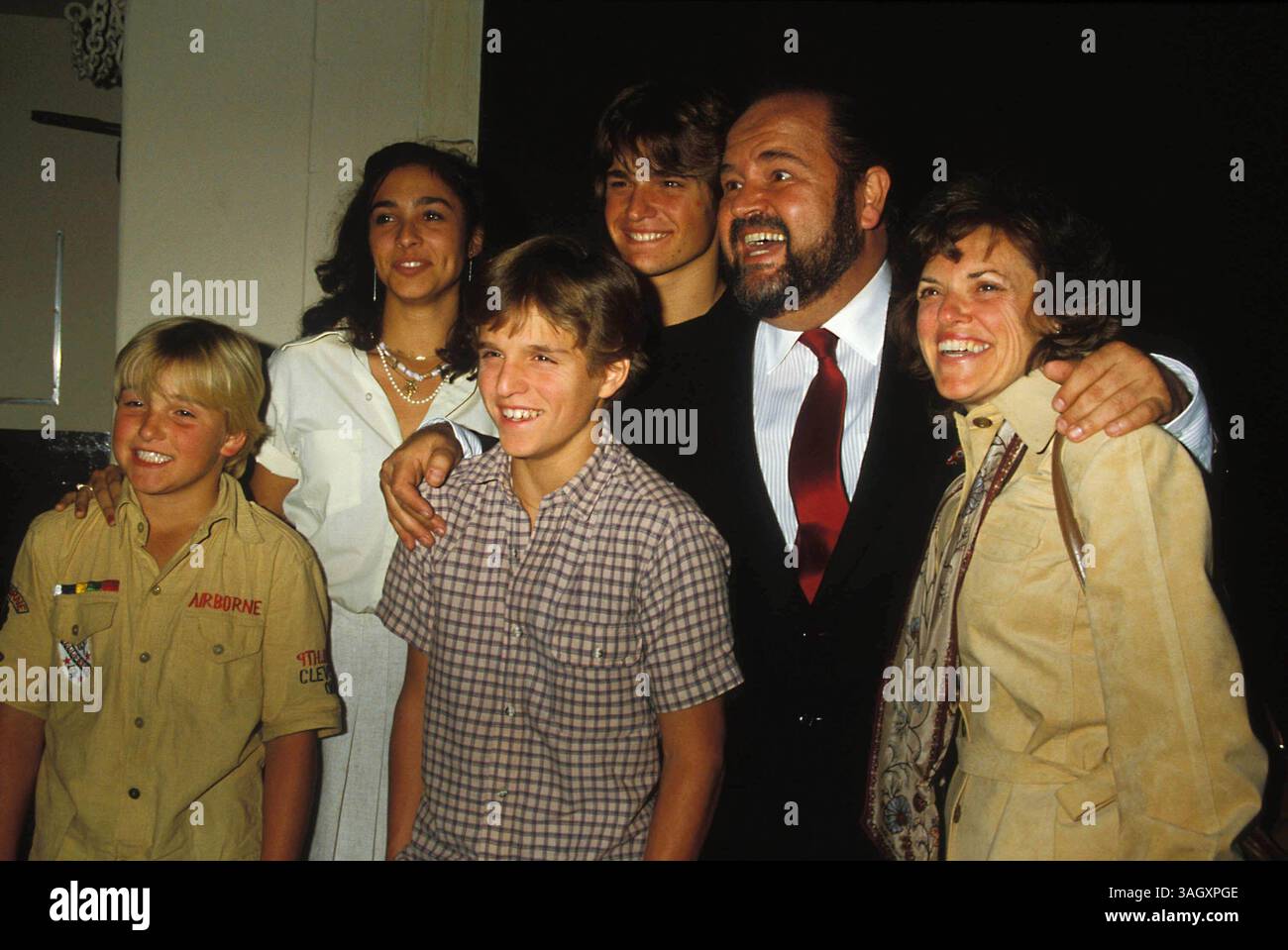 DOM DELUISE with his wife CAROL ARATA ARTHUR and family 1982.# 12515 ...