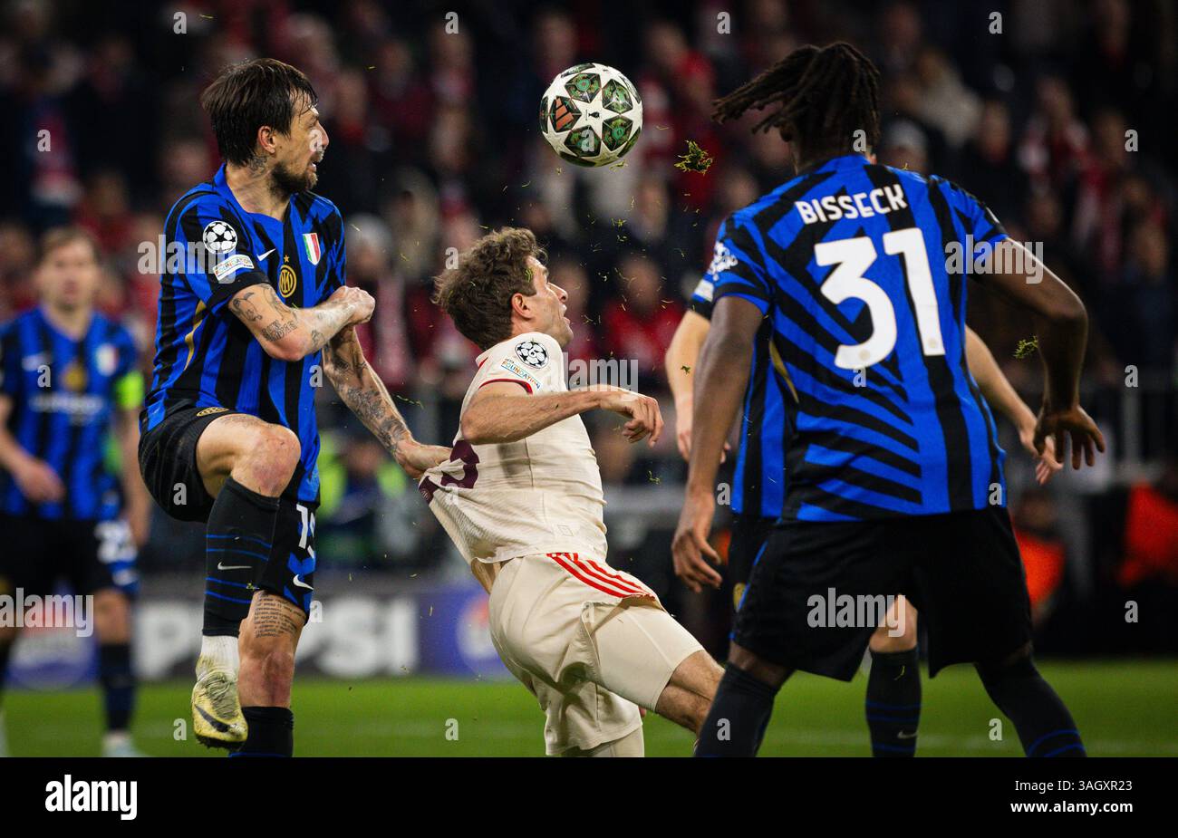 Munich, Germany. 08th Apr 2025. Francesco Acerbi (Inter) Thomas Müller ...