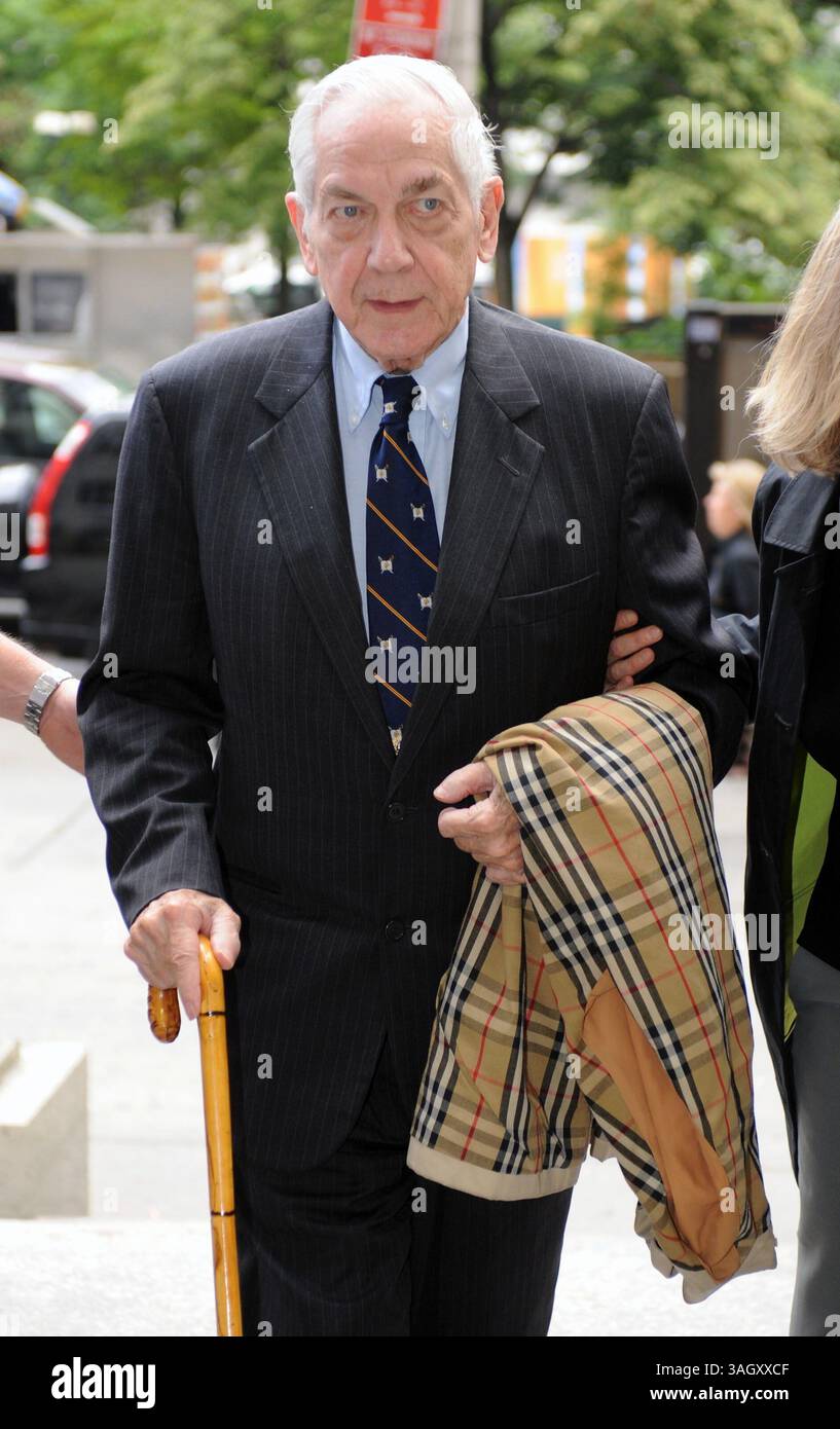 Jun 15, 2009 - Manhattan, New York, USA - ANTHONY MARSHALL arrives to ...