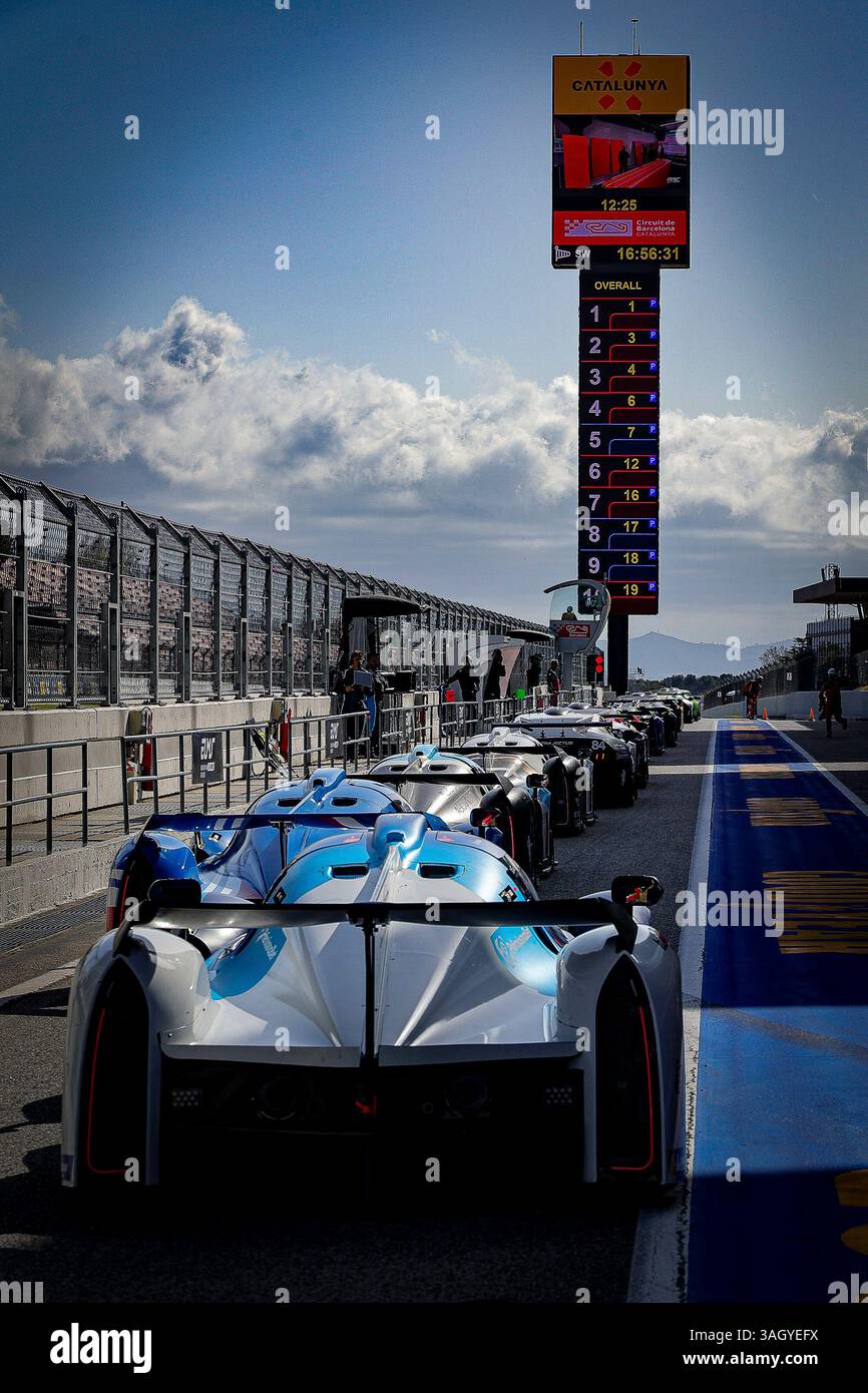 Barcelona, Espagne. 04th Apr, 2025. ambiance pitlane, during the Heat 1 of the 2025 Ligier ...