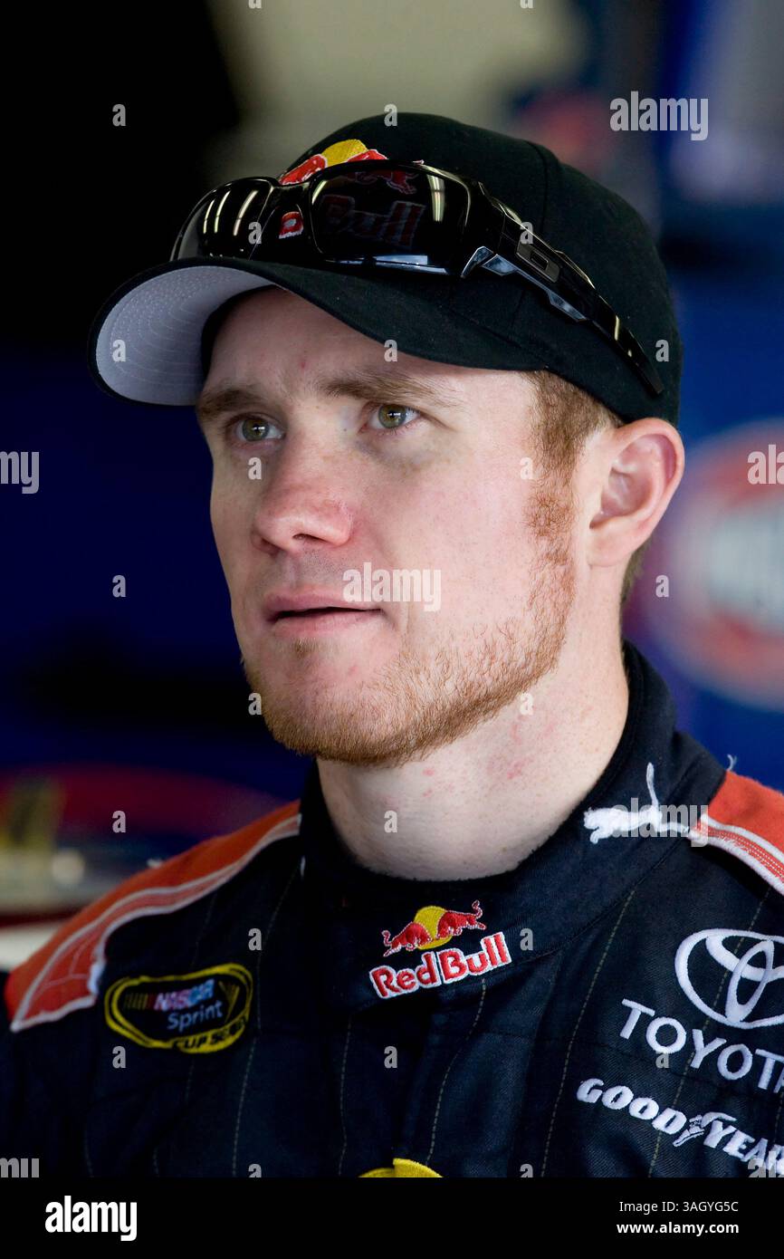 Coke zero 400 powered by coca cola hi-res stock photography and images ...
