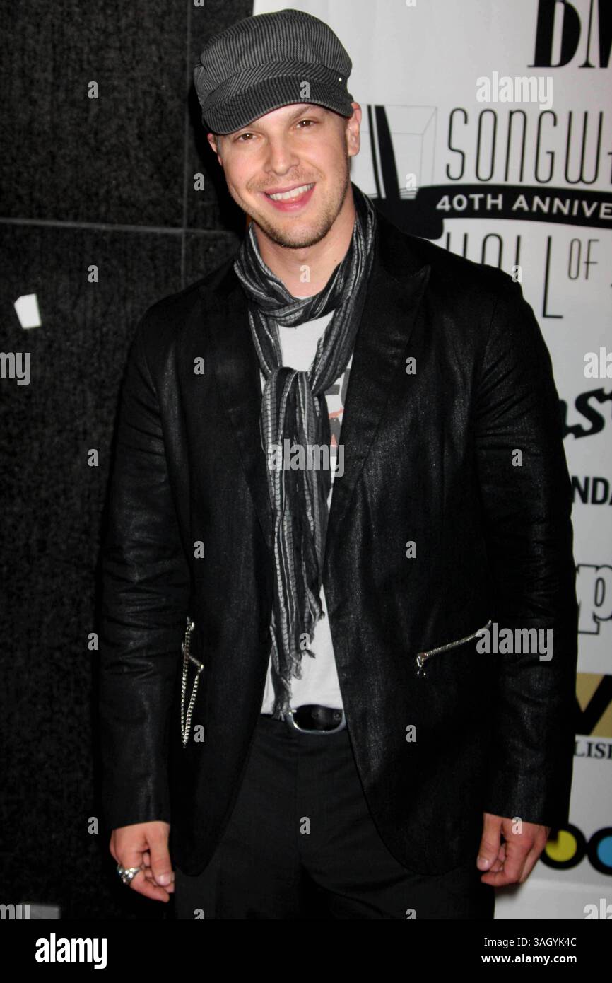 GAVIN DEGRAW.at Songwriters Hall of Fame 40th Anniversary induction ...