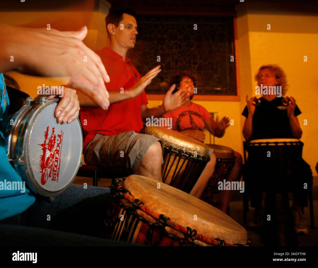 Ami ensemble hi-res stock photography and images - Alamy