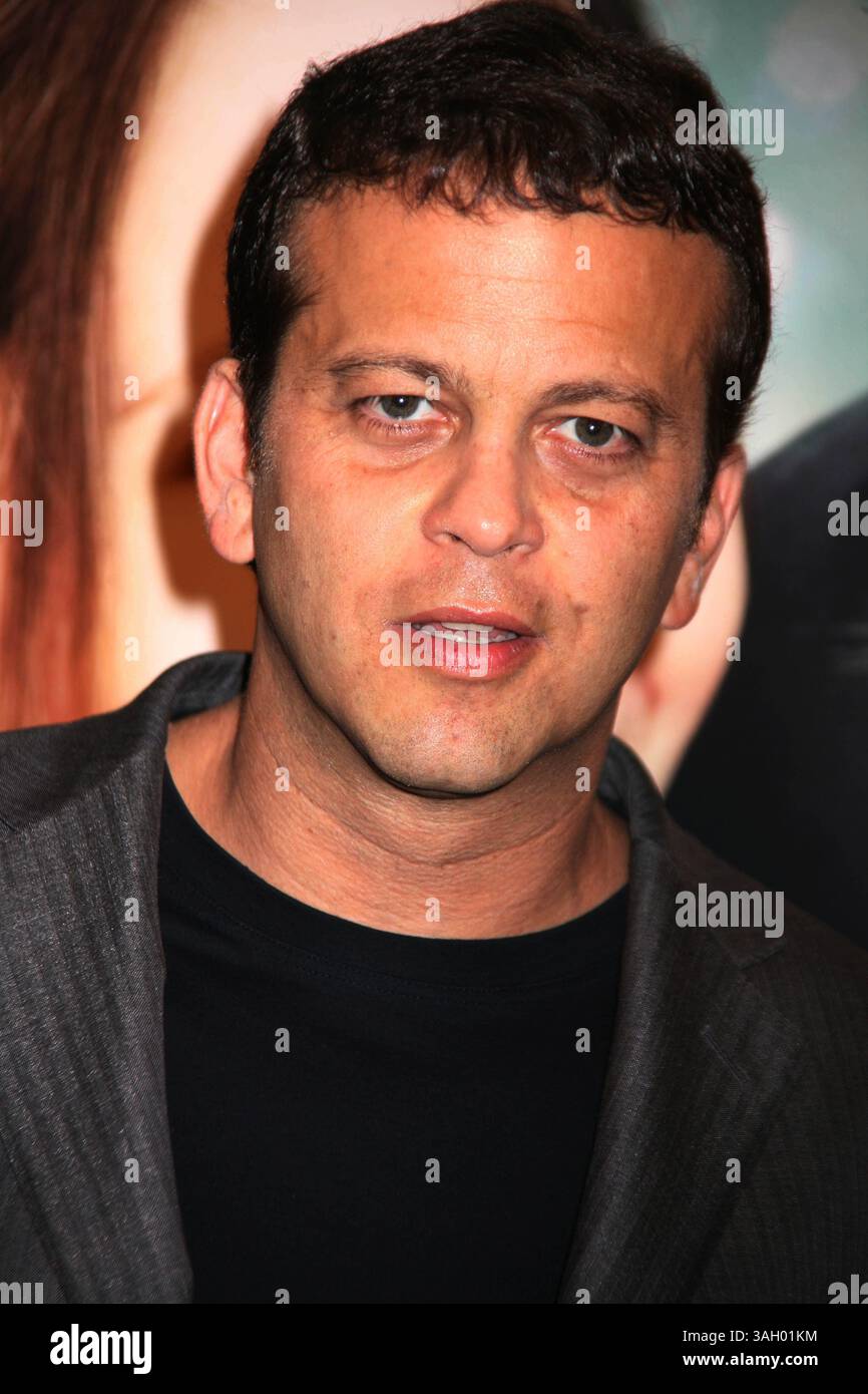 Warner Bros. Pictures 'M Sister's Keeper' World Premiere.AMC Lincoln ...