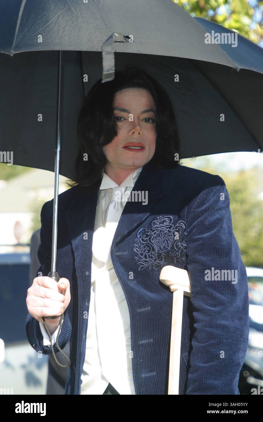 Michael jackson arrives santa maria hi-res stock photography and images ...