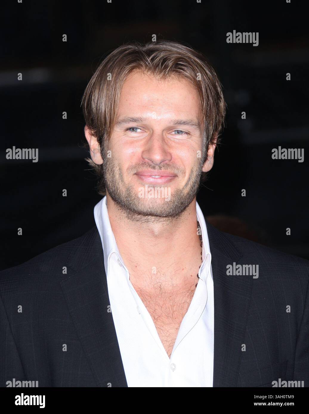 Nov 3, 2009 - Los Angeles, California, USA - Actor JOHANN URB arriving ...