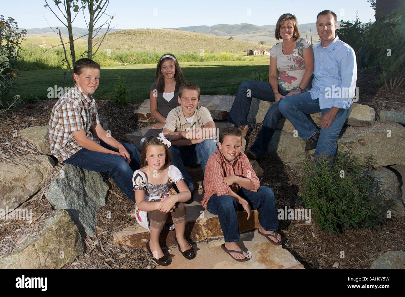 Jul 13, 2009 - Heber, Utah, USA - The Wynne family in their backyard in ...