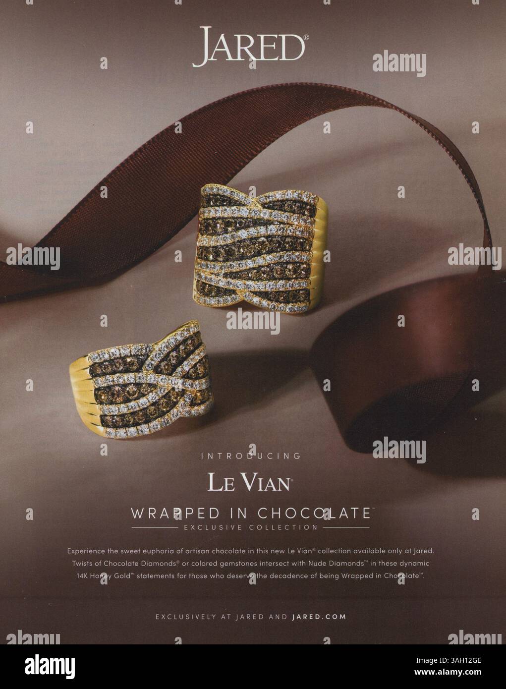 November 2022 lifestyle and fashion magazine advert, USA Stock Photo ...