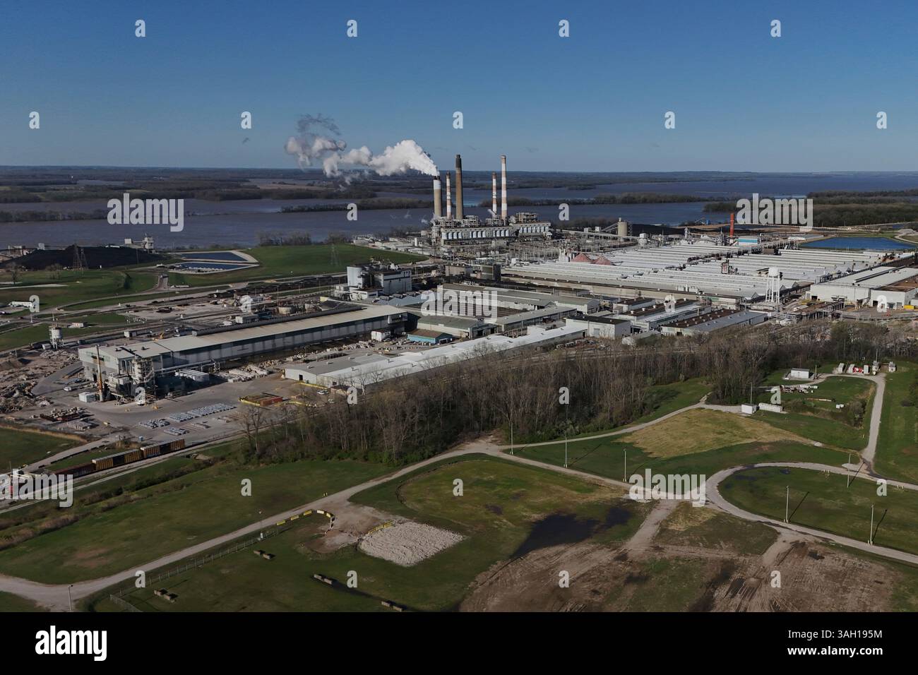 The Warrick Power Plant, a coal-powered generating station, operates on ...