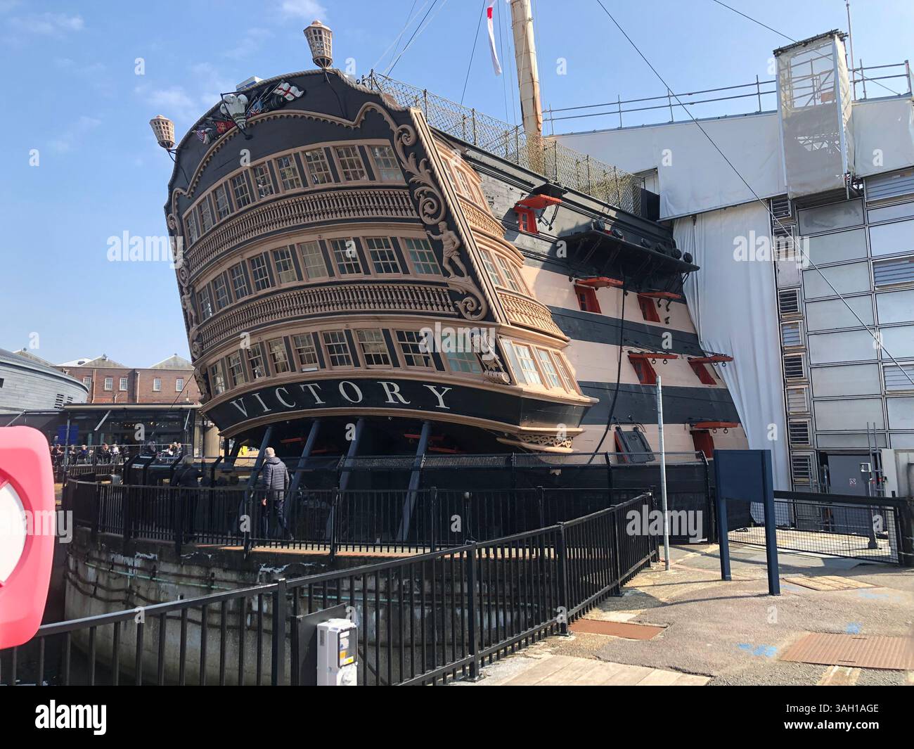 HMS Victory £45m restoration as experts find wood turned to compost ...
