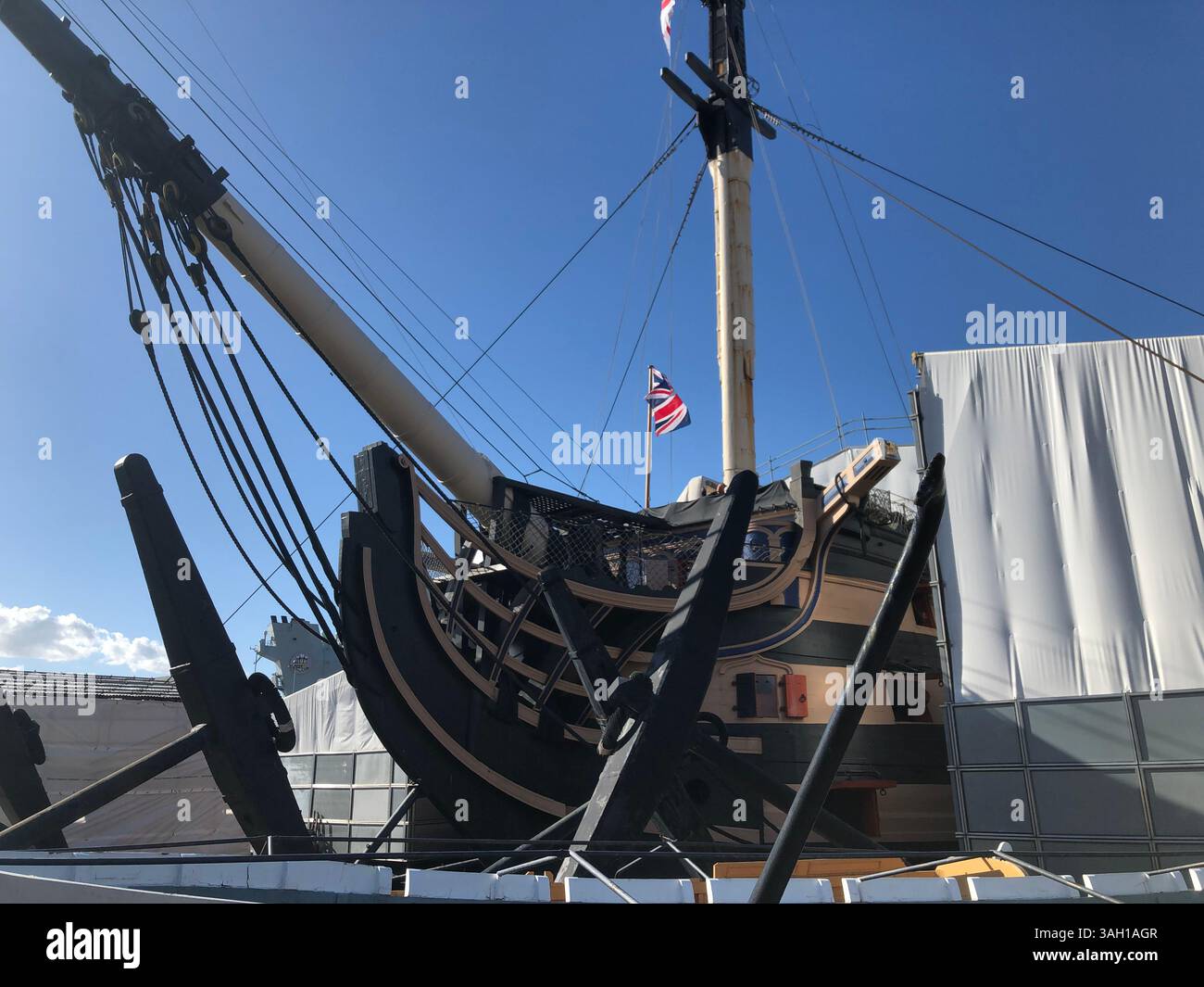 HMS Victory £45m restoration as experts find wood turned to compost ...