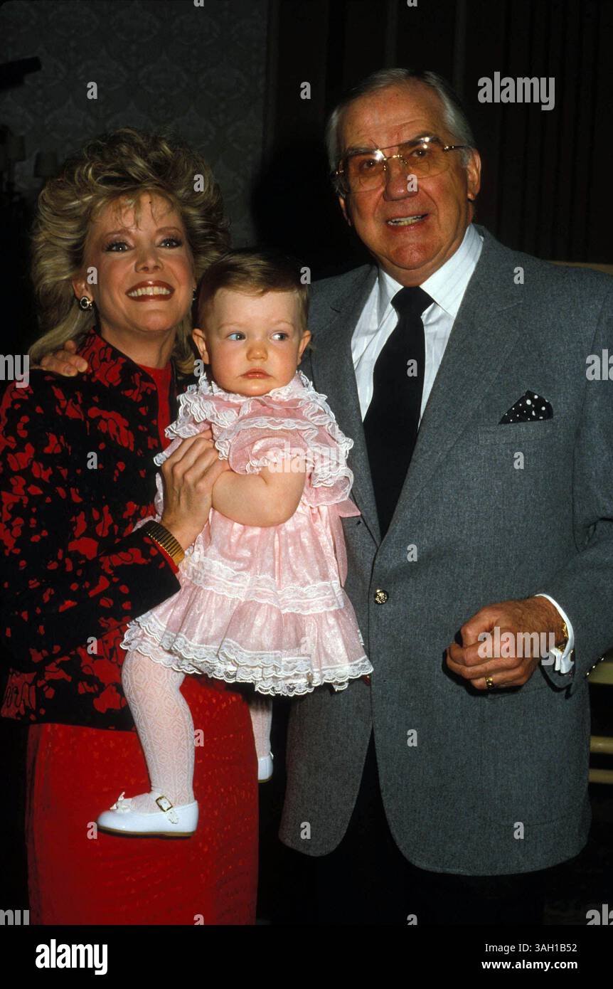 ED MCMAHON with wife VICTORIA VALENTINE McMAHON and daughter KATHERINE ...